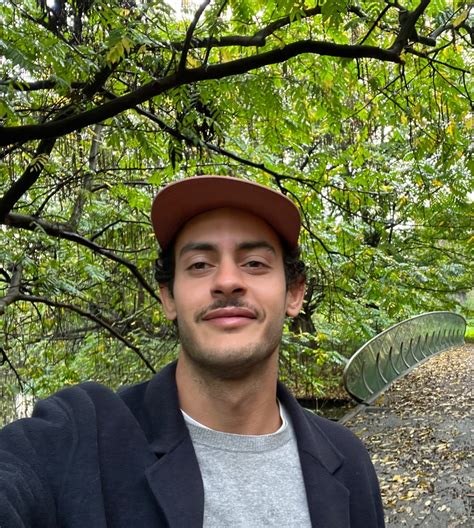 Faisal El Shami Medium