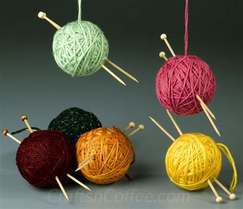How To Make Yarn Ball Ornaments Christmas Tree Ornament Crafts