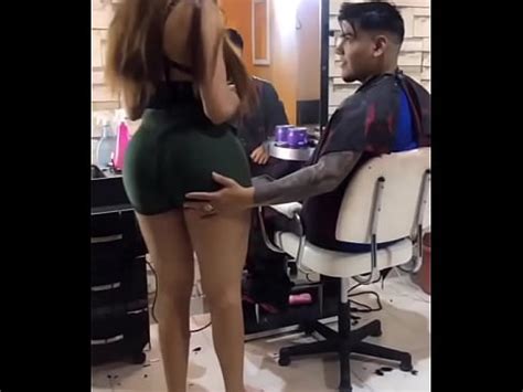 Estetica De Cortes Con Final Feliz Con Clientes Cachondos Xvideos Com