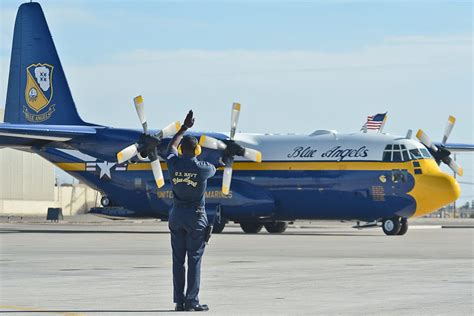The Blue Angels Acrobatics Are Back Pictures Cnet