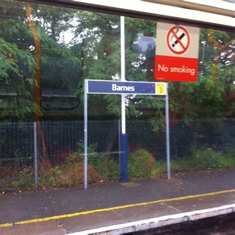 Photos At Barnes Railway Station Bns Mortlake And Barnes Common London Greater London