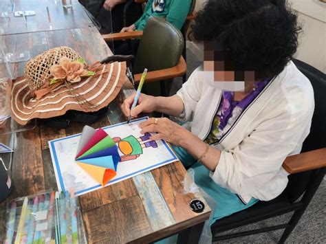 효어르신 일상 [07월20일] 우산 쓴 소년 액자 만들기 나비 색칠하기 네이버 블로그