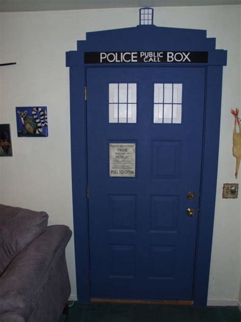 Turn Your Living Room Into TARDIS Gadgetsin