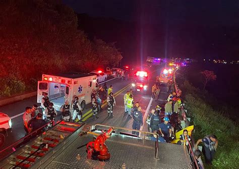 Un Dominicano Entre Los 17 Muertos En Accidente Carretero En México