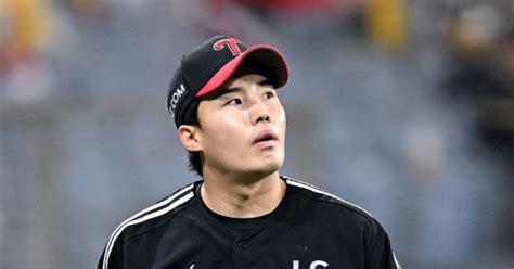 흔들리는 임찬규 사진