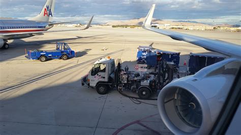 Flight On An American A321 Las Lax First Class Experience Youtube