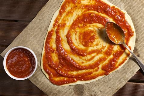 Sos Pomidorowy Do Pizzy Prosty Przepis Na Foodo Pl