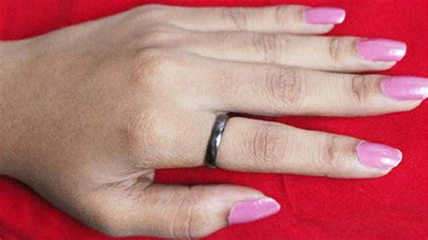 Iron Ring Effects लोहे की अंगूठी के चमत्‍कार Iron Ring Magic When
