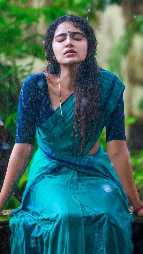 100 Anupama Parameswaran Wallpapers