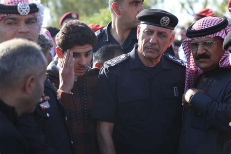 مدير الأمن يؤكد لذوي الدلابيح أنه سيتم القبض على القاتل شرق وغرب