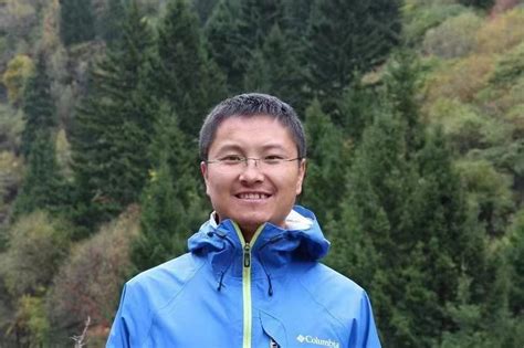 刘伟贺 兰州博文科技学院体育教学部