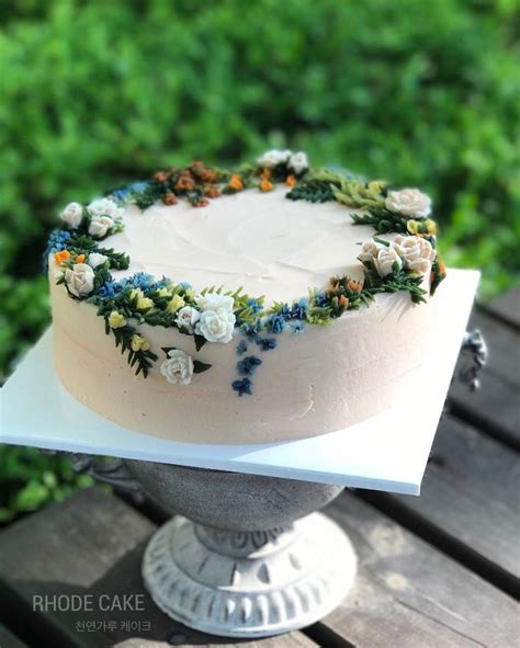 87 Likes 9 Comments Rhode 로데플라워케이크 Rhodeflowercake On Instagram ️design Cake ️