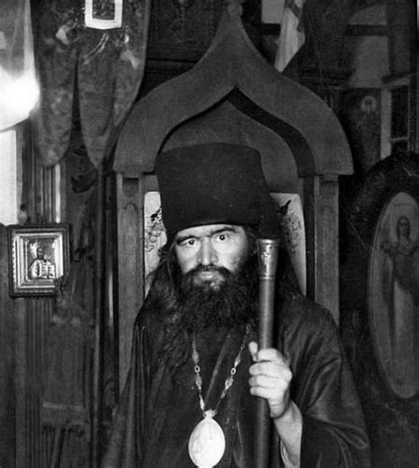 Пред мојата прва исповед Свети Јован Шангајски ми објасни Ти не знаеш