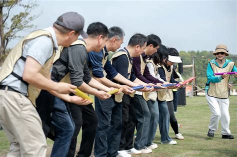 弘扬求索精神 争当发改先锋市发改委开展主题党日暨户外拓展活动 岳阳市发展和改革委员会