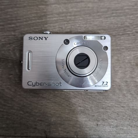 Sony Cyber-shot DSC-W70 7.2MP Digital Camera Silver Lens Err Read ...