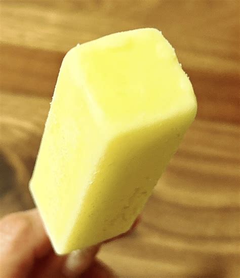 明治【角10棒 ラムネ ヨーグルト風味＆レモン】