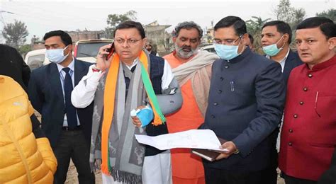 सीएम धामी ने खटीमा पहुंचकर चल रहे विकास कार्यों एवं निर्माण कार्यो का