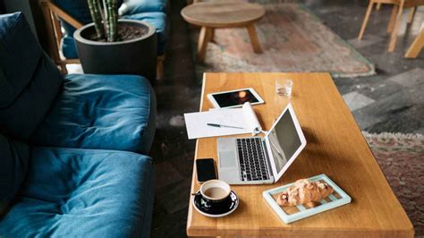 Freeup Vs Upwork Comparison Table Included