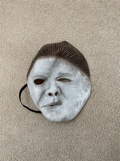 Michael Myers Halloween Costume Adult Size Gray With Gem