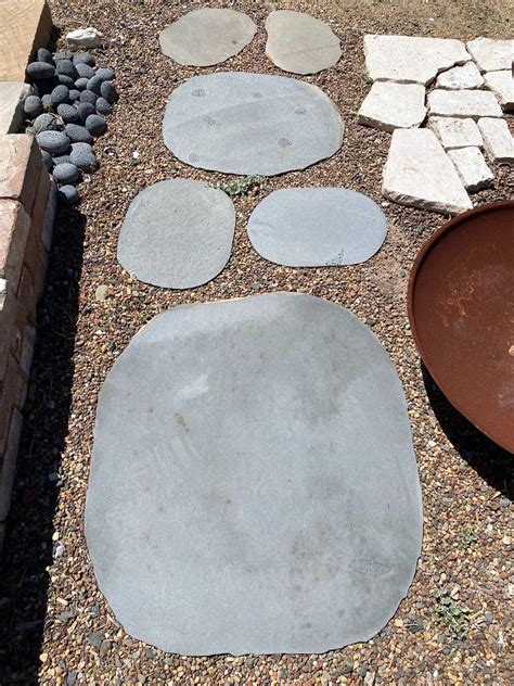 Natural Blue Stone Stepper Menai Sand Soil And Filling Supplies