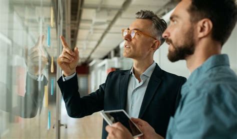 A Guide To Defining Features In Agile Methodology In 2025