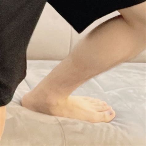 Kpop Male Feet On Twitter A Reminder