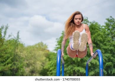 136 Uneven Shoulders Images Stock Photos Vectors Shutterstock