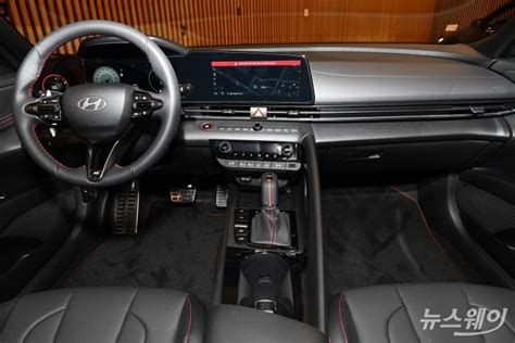 현대차 더 뉴 아반떼 N과 N Line 공식 출시 뉴스웨이