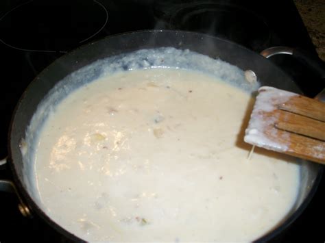 The Many Thoughts Of A Reader Spicy Chicken And Cheese Pasta
