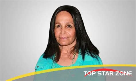 Stella Garcia Net Worth Biography Age Height Husband Wiki