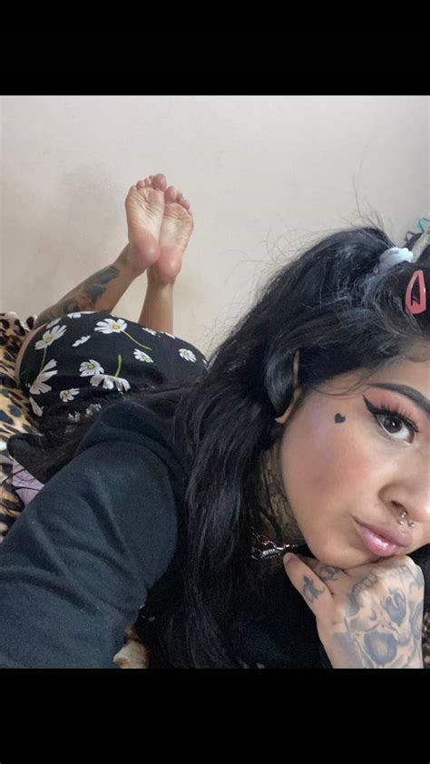 Do You Wanna Lick My Toes Scrolller Do You Wanna Lick My Toes Scrolller