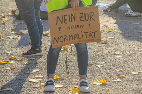 Corona Politik Krise Und Widerstandsrecht