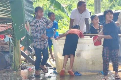 မိုင်းယောင်းမြို့၌ မြန်မာ့ရိုးရာ မဟာသင်္ကြန်ပွဲတော်အကြတ်နေ့တွင် ပျော်ရ