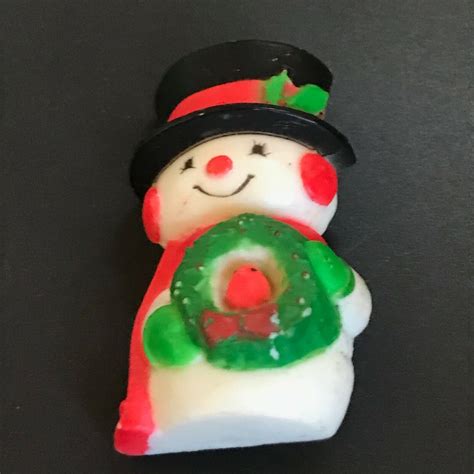 Vintage Large Plastic Frosty The Snowman Holding Wrea Gem