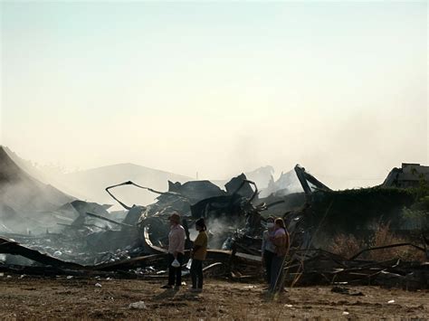 សង់ត្រាល់ Central បច្ចុប្បន្នភាព រូបភាព ពី ទិដ្ឋភាព ខ្លះ ក្រោយ ករណី