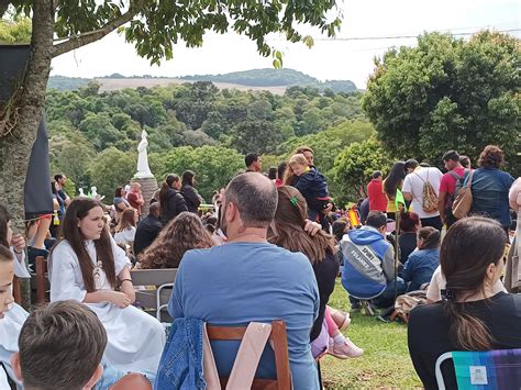 PRIMEIRO ENCONTRO DOS SERVIDORES DO ALTAR DA DIOCESE Paróquia Nossa