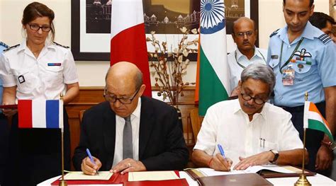 India And France Signed The Deal For 36 Rafale Jets