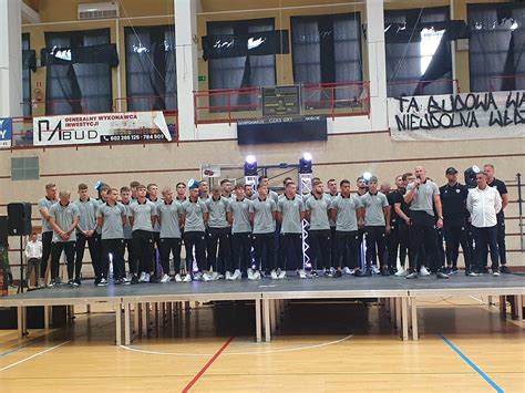 Sandecja Nowy Sącz stała się bardziej sądecka Czy to da sukces w walce