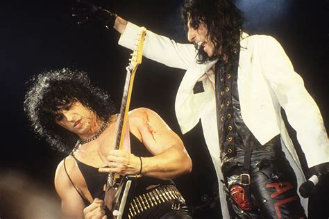 Kane Roberts Regresa A La Banda De Alice Cooper Para Reemplazar A Nita