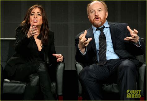 Billy Crystal Says Homosexual Scenes On Tv Are Pushing It Photo Billy Crystal