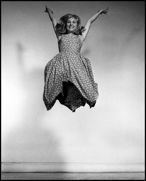 Jump Di Philippe Halsman Le Fotografie Che Hanno Fatto La Storia