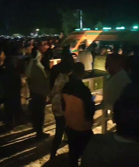 تشييع جثامين 10 عمال لقوا مصرعهم في حادث انقلاب سيارة بالبحيرة موقع