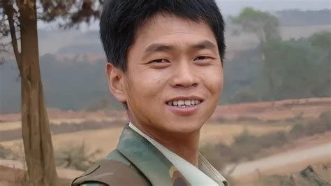 士兵突击的隐藏大佬，草原五班的那个士官，如今已经是正科级领导 360娱乐，你开心就好