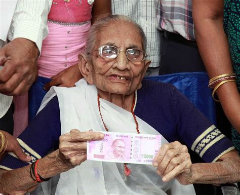 Pm Modi Skips Yoga Session To Meet Mother Hiraba Zee Business