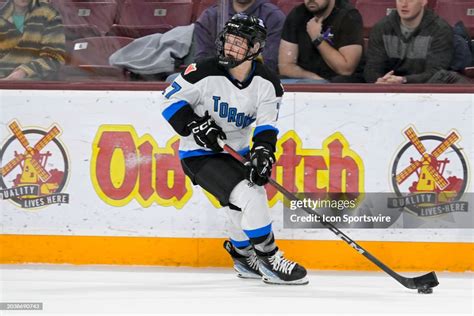 Toronto Forward Emma Maltais Looks To Pass During A Pwhl Game Between