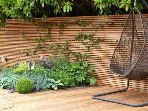 Clôture de jardin en bois idées pour faire un bon choix