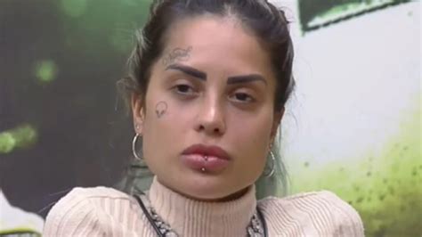A Fazenda Tati Zaqui Solta O Verbo E Detona Peoa É Sonsa