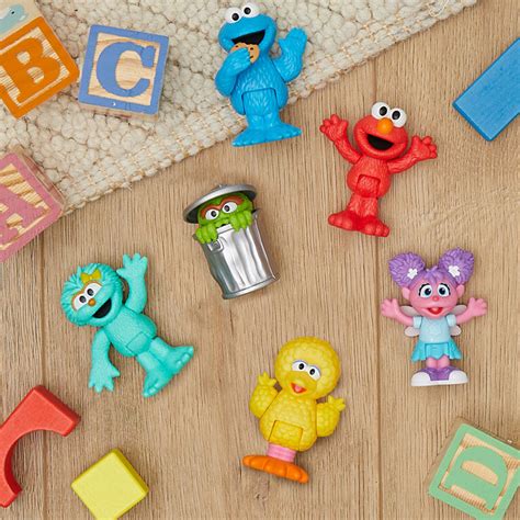 Sesame Street Neighborhood Friends 6 Piece Poseable Figurines Toys R