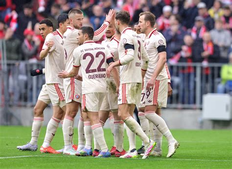Bundesliga FC Augsburg Bayern Monachium Gdzie oglądać na żywo online