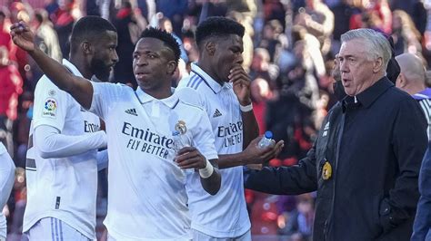 Insultos Vinicius Laliga Trata De Identificar A Los Autores De Los